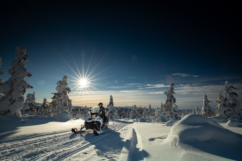 Ontdek de hoogtepunten van Fins Lapland tijdens een midweek of weekend ...
